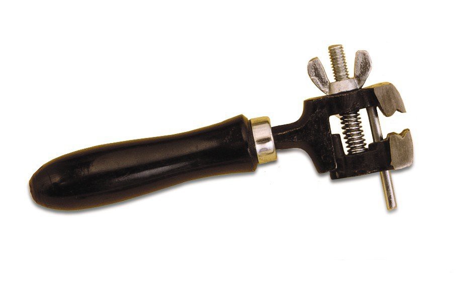 Hand Vice with Wooden Handle. - Breeze tools